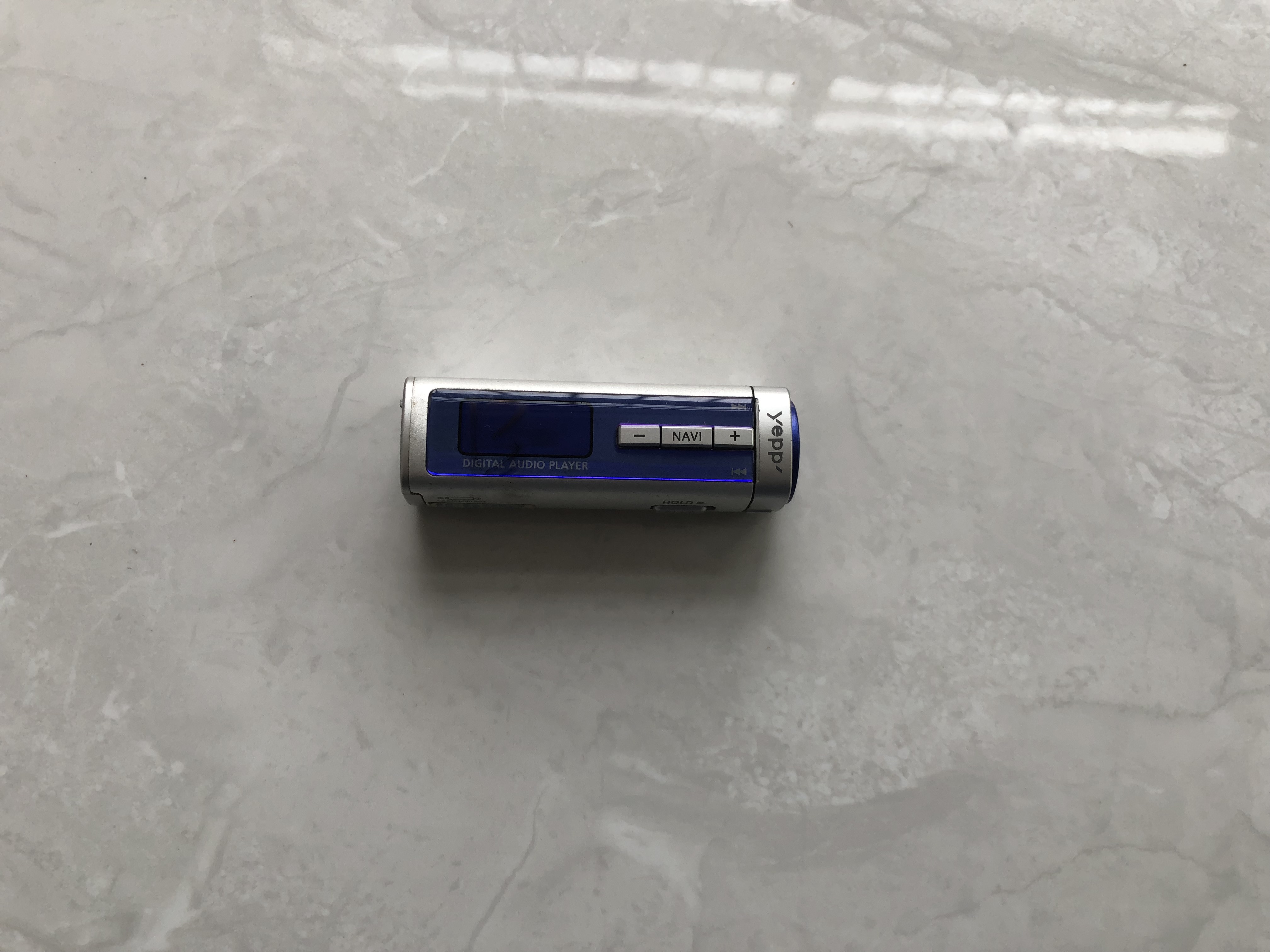 [USD 23.08] Samsung YP-55 YP-520 YP-520 YP-C1 YP-C1 MP3 player good sound quality function well ...