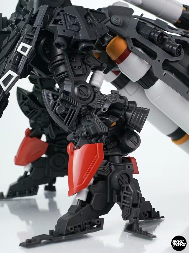 RED SOUL 1/144 RG NIGHTINGALE MODEL KIT