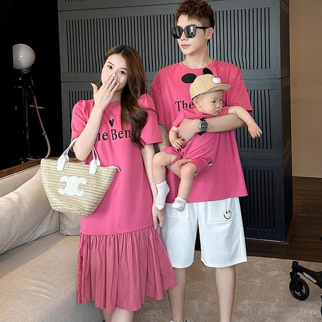 Korean version of baby parent-child outfit 2025 summer letter splicing ...