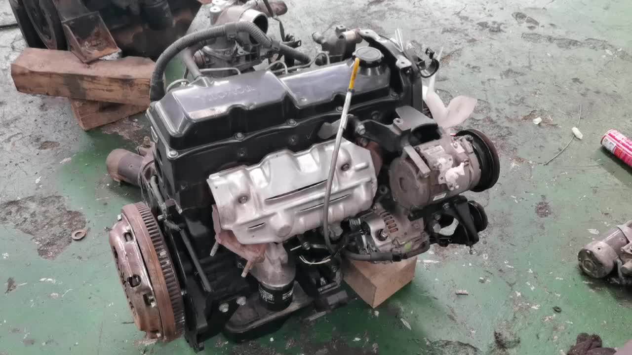 Used Complete 5l Diesel Engine Long Block For Toyota Hilux Hiace ...