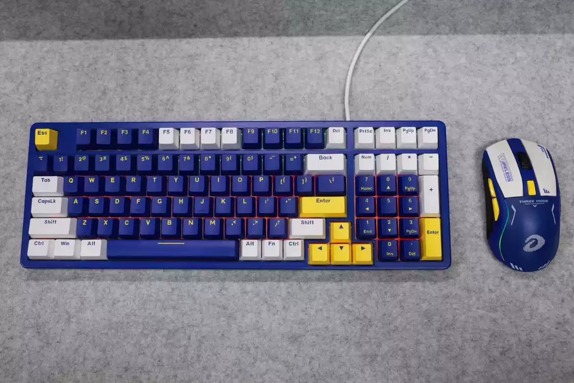 达尔优ck100pro/ck100红外机械键盘网咖电竞插拔青轴光轴游戏防水