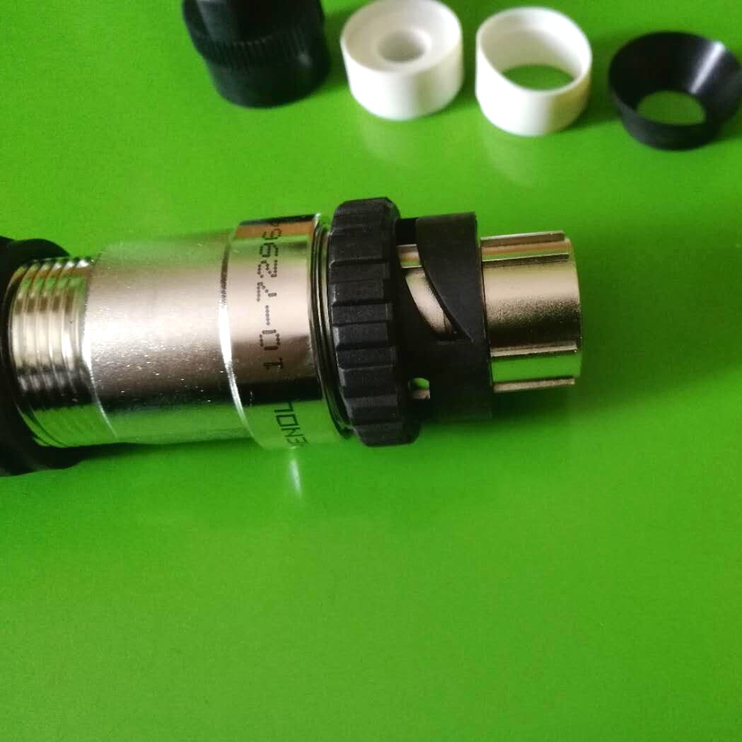 RNT 447 31 03 Ericsson power plug Ericsson RRU power plug power module plug