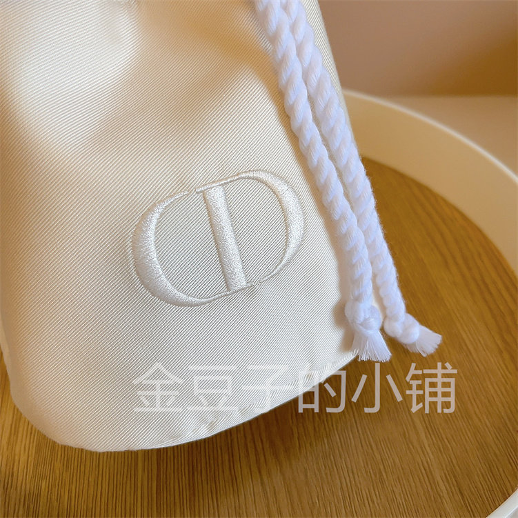 DIOR Dior apricot drawstring cosmetic bag 17*15CM storage bag coin ...
