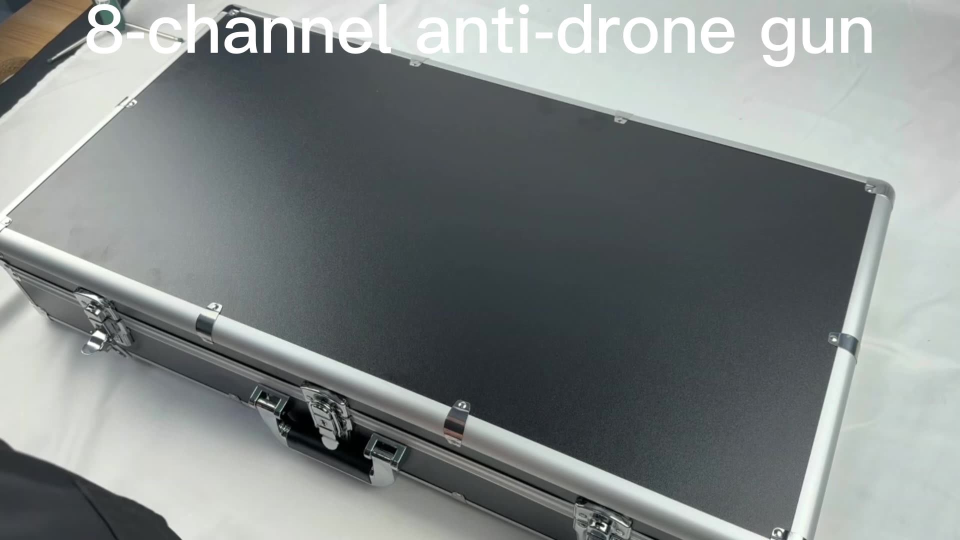 8 Frequency Bands Drone Gun Detection System 1-3km Uav Drone Detector ...