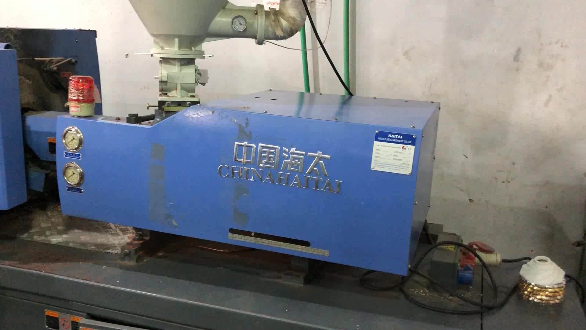 Htw140 Bottle Capping Small Sized Plastic Injection Molding Machine ...