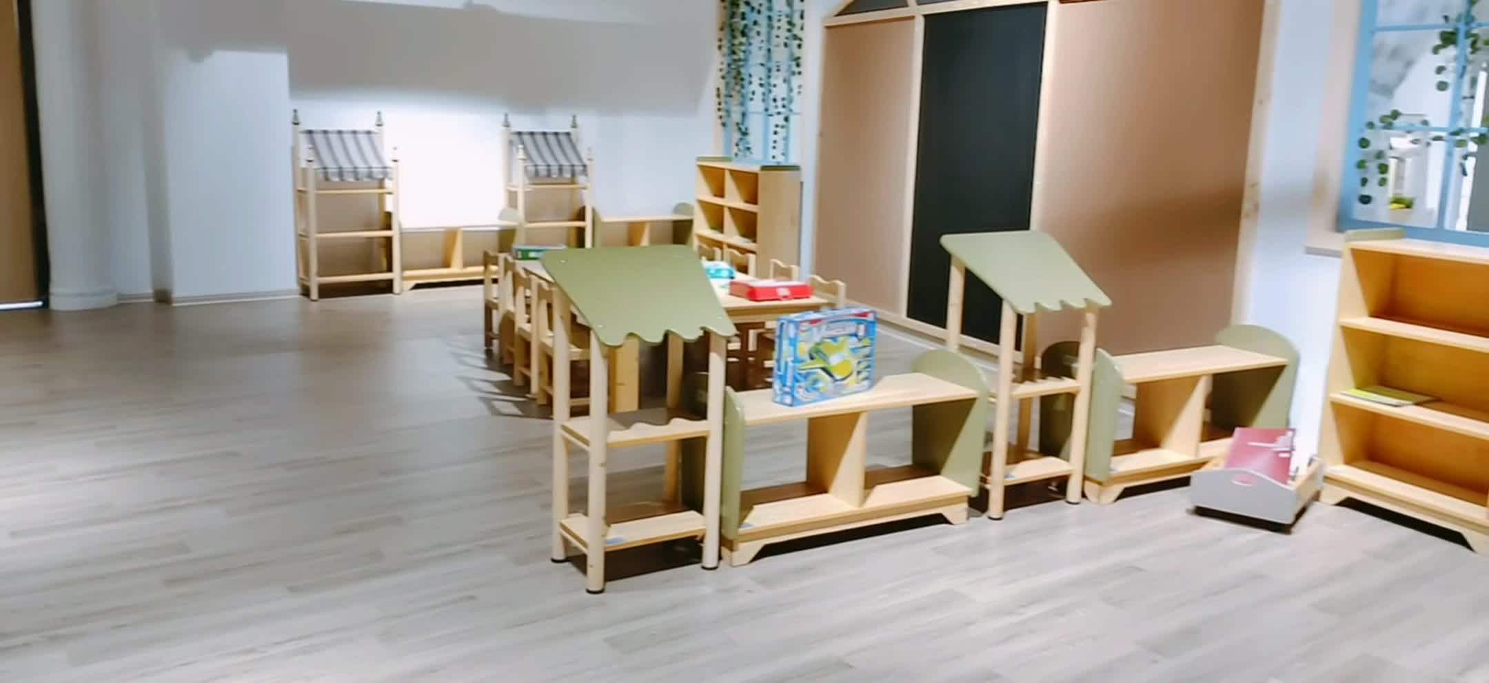 Hot Sale Natural Wood Cubby Montessori Shelving Organizer Kindergarten ...