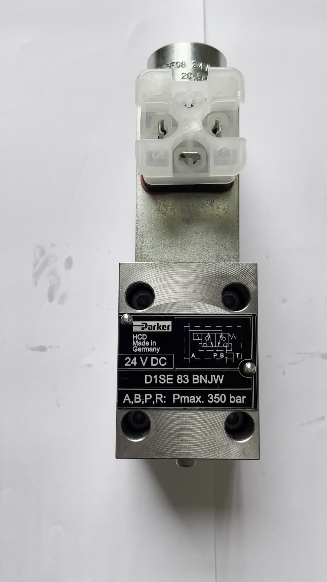 Parker 3/2 Way Seated Type Directional Control Valve - Series D1se | # ...