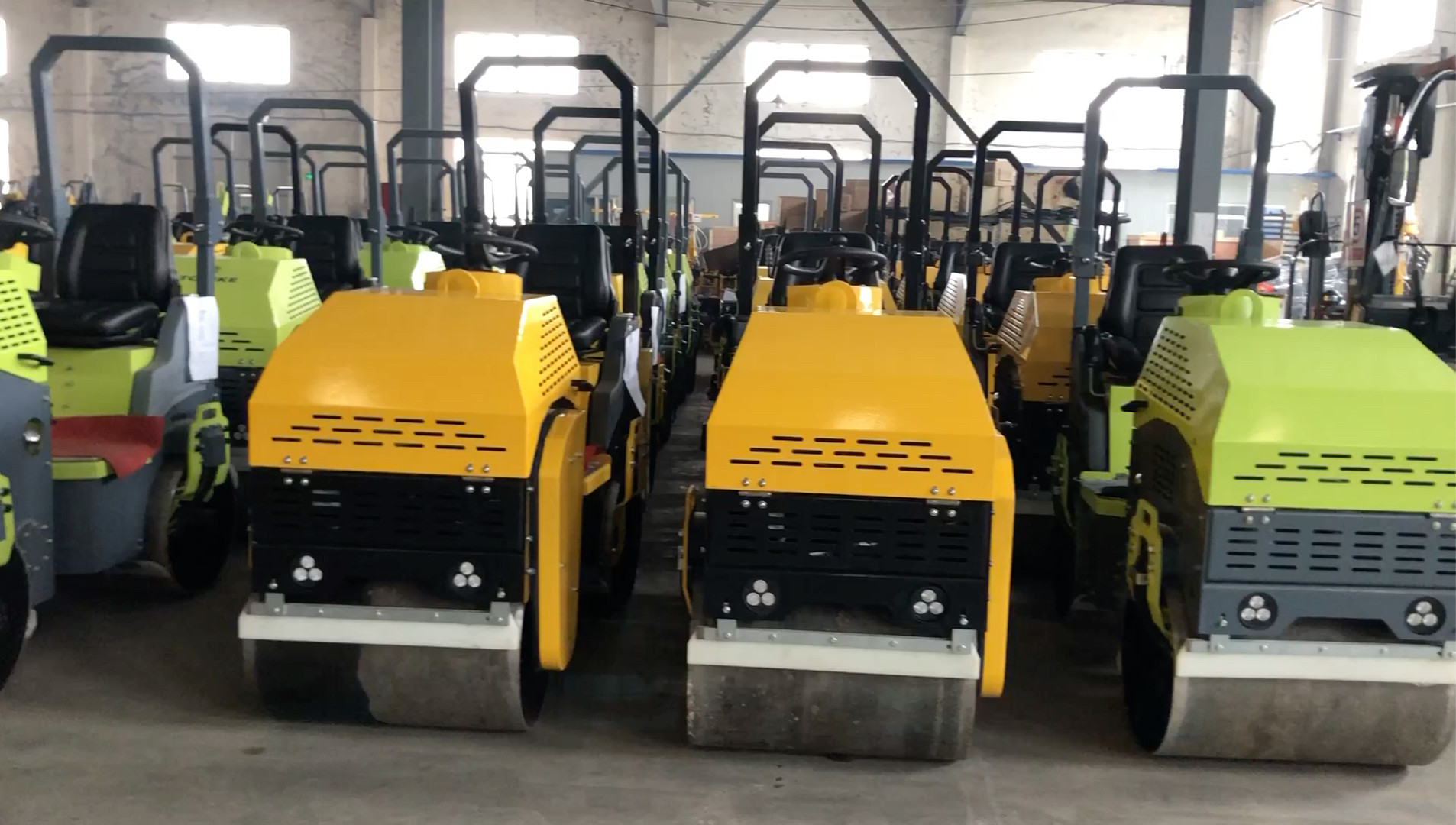 1 Ton Sit On Hydraulic Vibrating Two Drums Smooth Wheel Road Roller ...