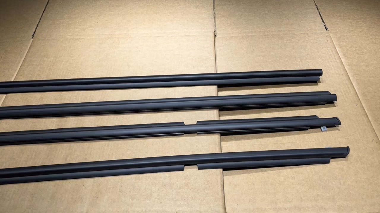 For Toyota Lc200 Automotive Car Window Rubber Weather Strip Flocked For ...