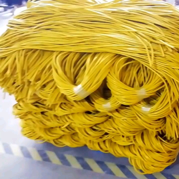 Outdoor Temporary String Lights With Plastic Yellow Cage 100ft ...