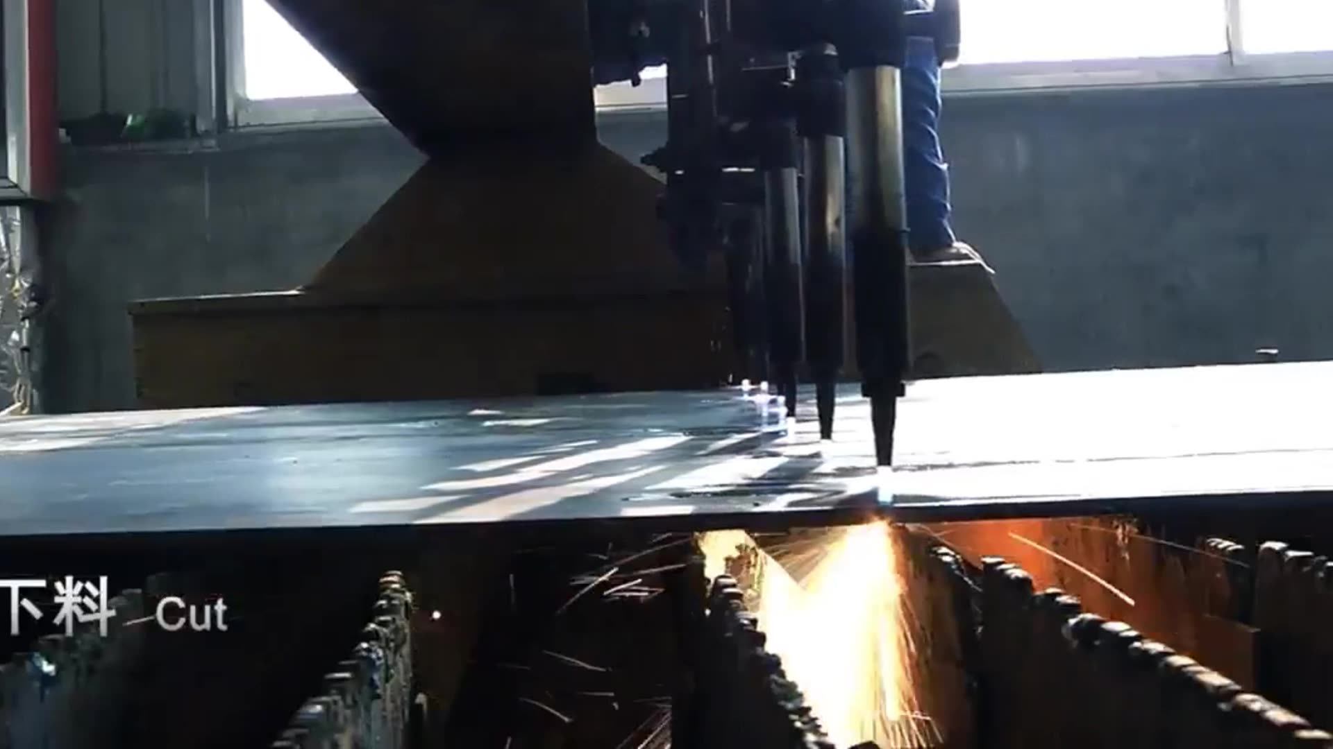 Prefabricated Portal Frame Steel Structure Poultry Shed Chicken Farm ...