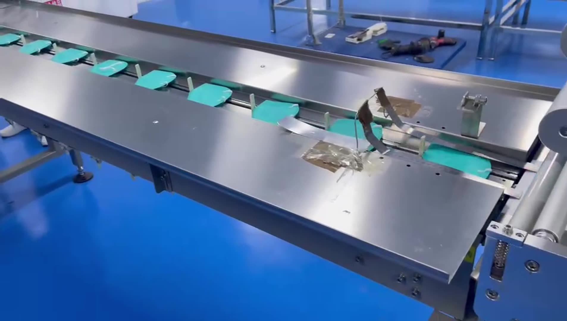 Sbf-250 Four Sides Seal Packing Machine For Goggle - Buy Goggle 4-side ...