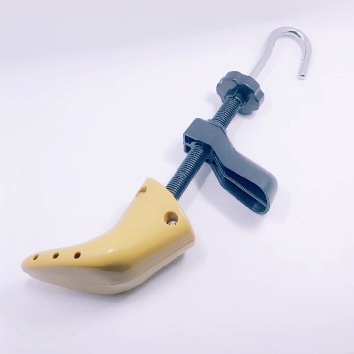 Adjustable Expandable Wooden Shoe Tree With String Handle - Buy ...