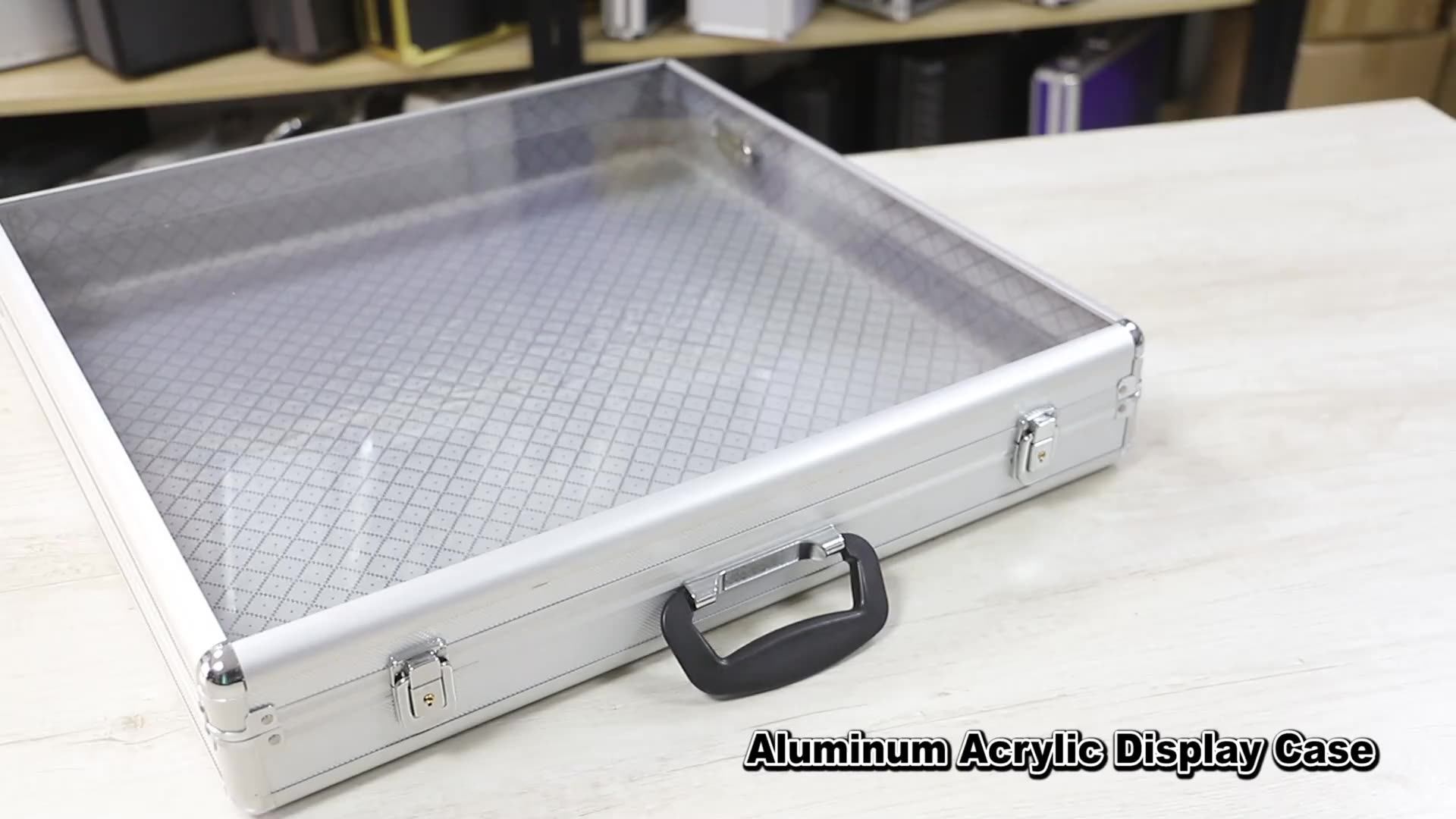 Aluminum Display Case Aluminum Glass Top Display Locking Travel Table ...
