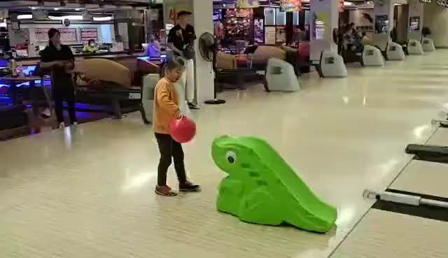 High Performance Bowling Ball Ramp For Kids - Buy Bowling Ramp For Kids ...