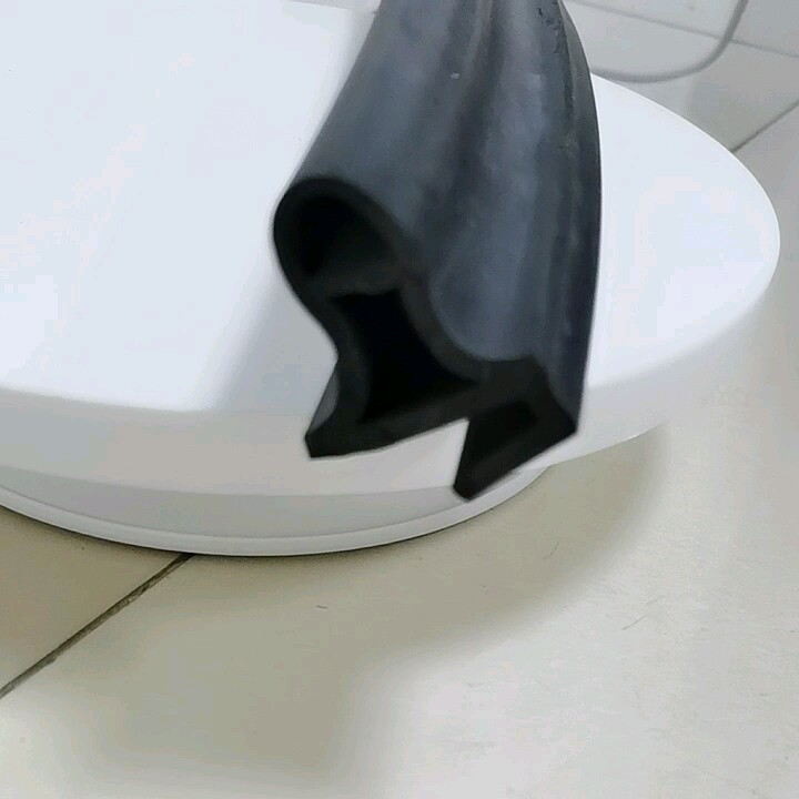 Customized 90 Degree Rubber Edge Strip With L Shape - Buy L Shaped ...