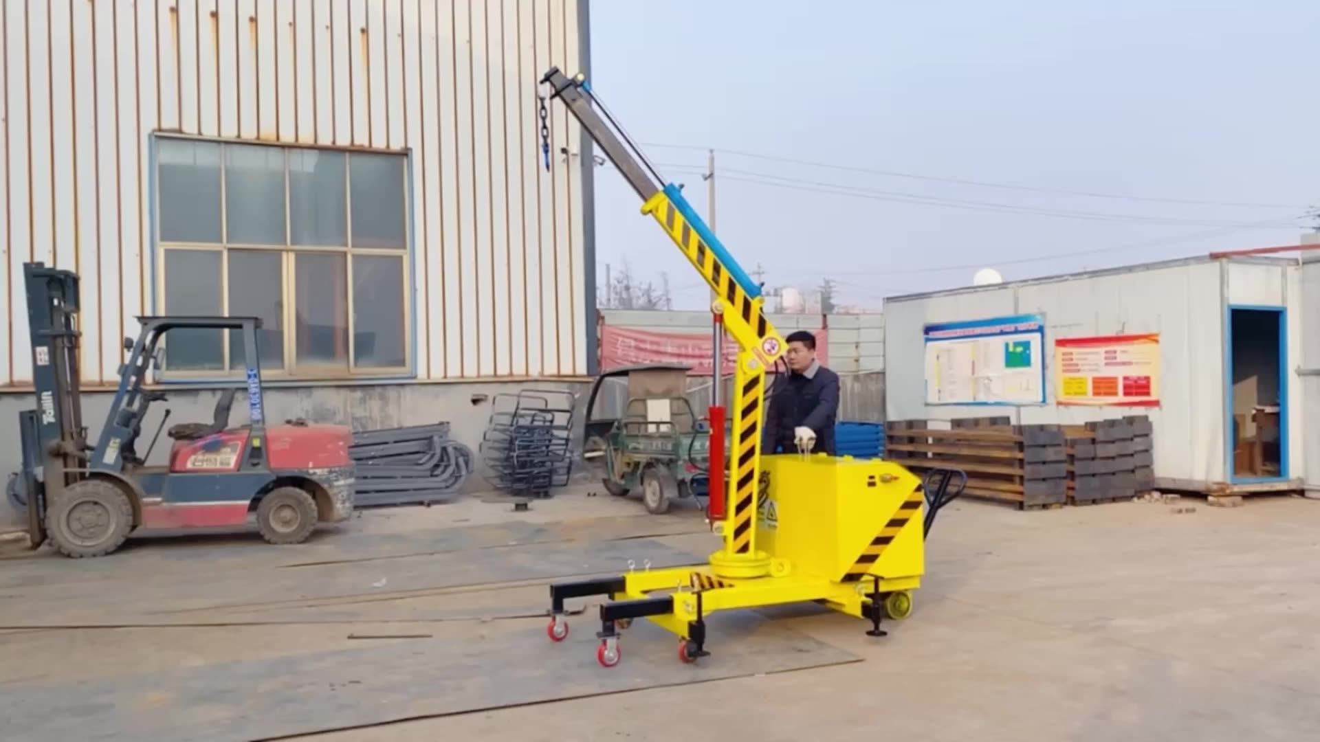 1000kg Portable Floor Hydraulic Small Crane For Warehouse Construction Lifting Equipment Mini ...