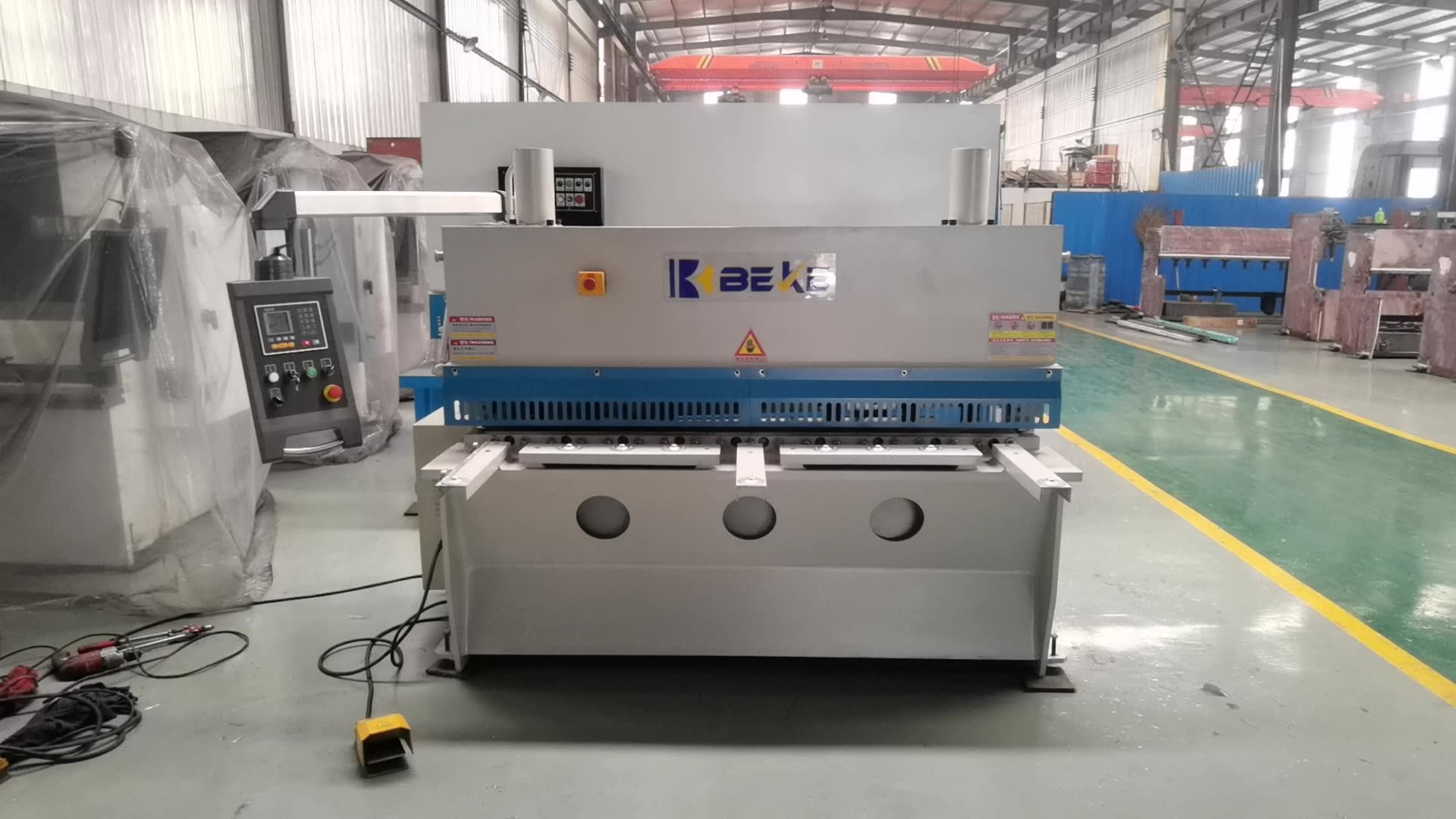 Beke Small Shearer Machine Qc11k 4*1600 Guillotine Cutting Machine ...