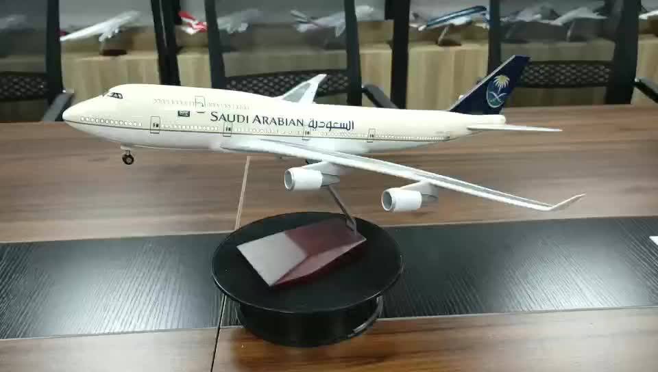 Resin Plane Model Diecast Boeing 747 Saudi Arabian Airlines 1/150 47cm ...