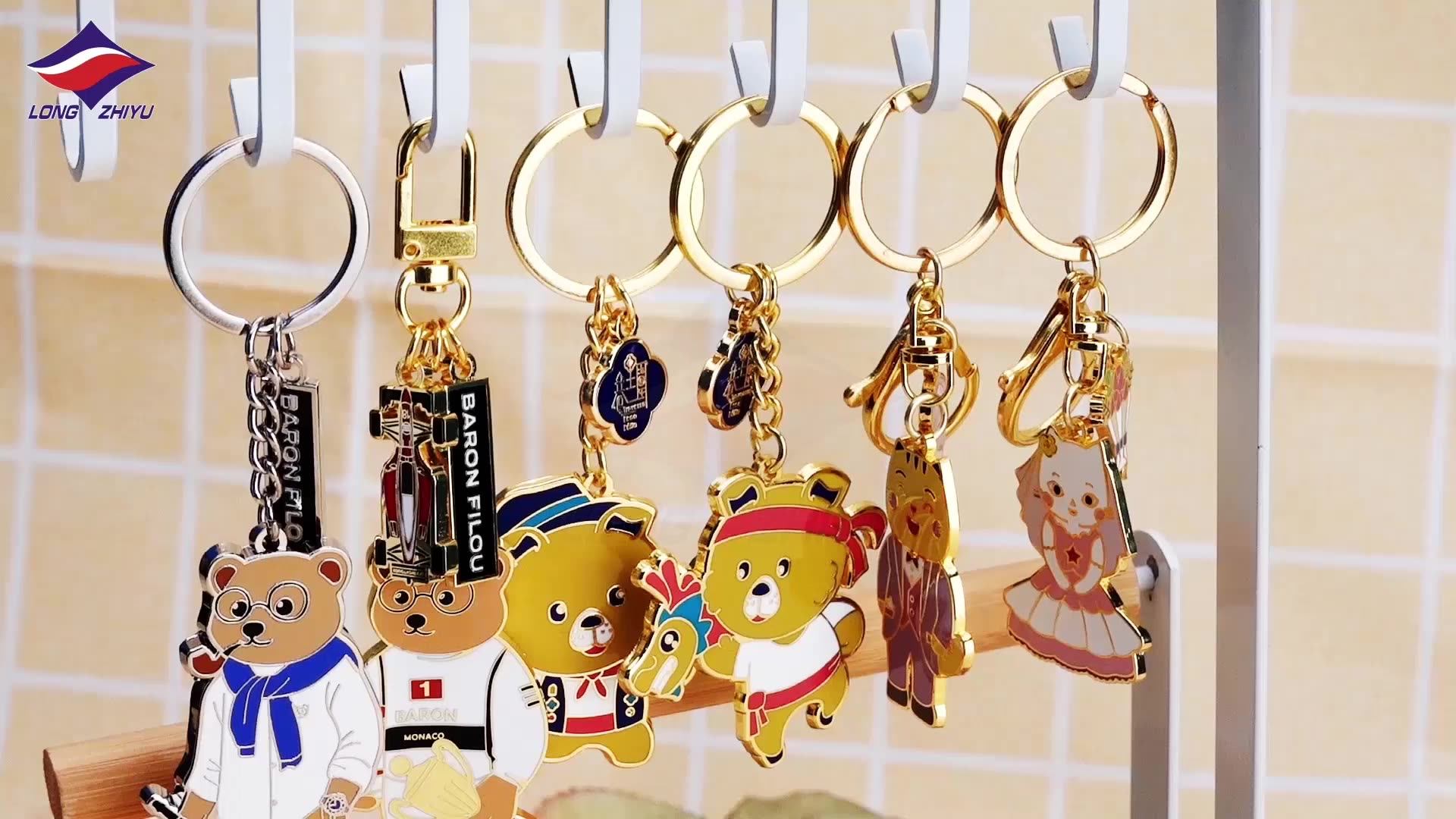 Longzhiyu 17years Carabiner Keychain Supplier Custom Enamel Hollow Leaf ...