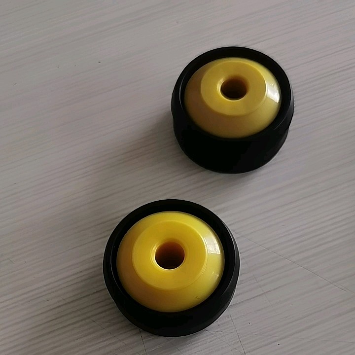 Plastic Conveyor Roller Cap With Precision Ball Bearing For Gravity ...