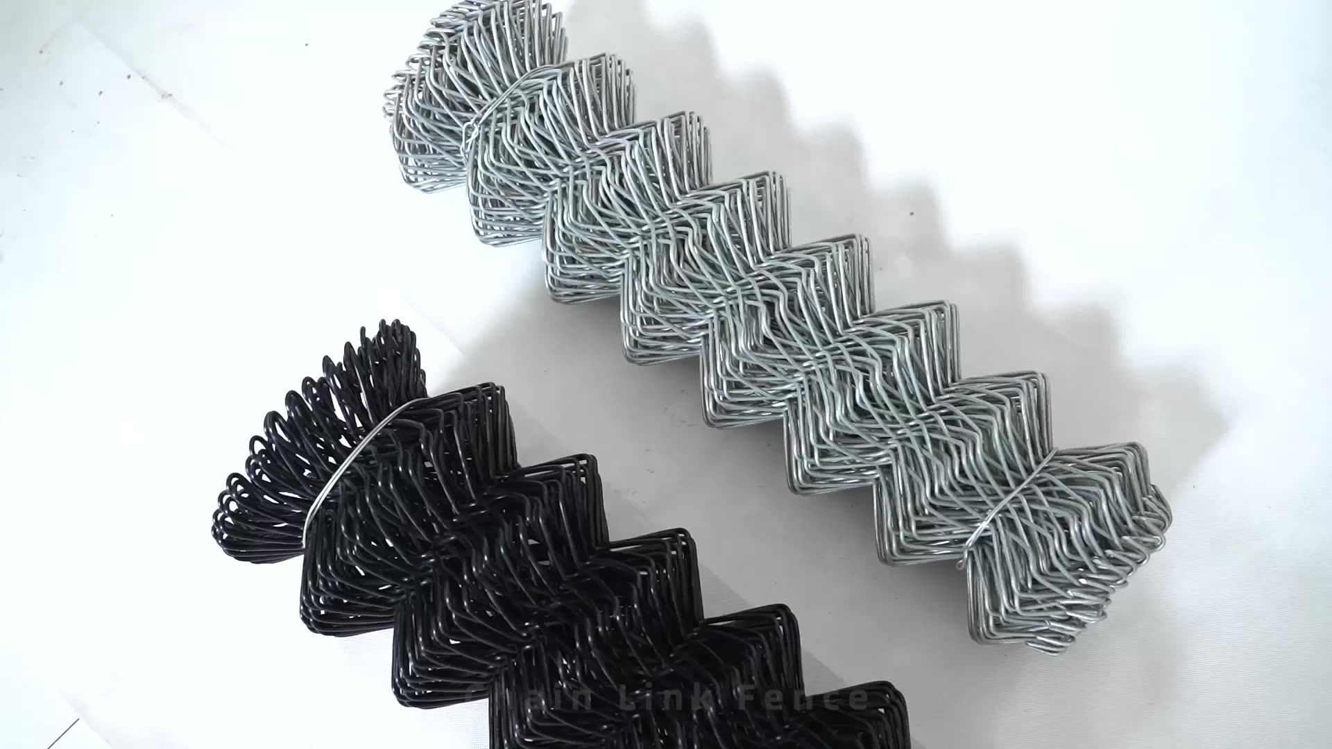 Galvanized Chain Link Wire Mesh Fence Farm Price Per Roll - Buy Chain ...