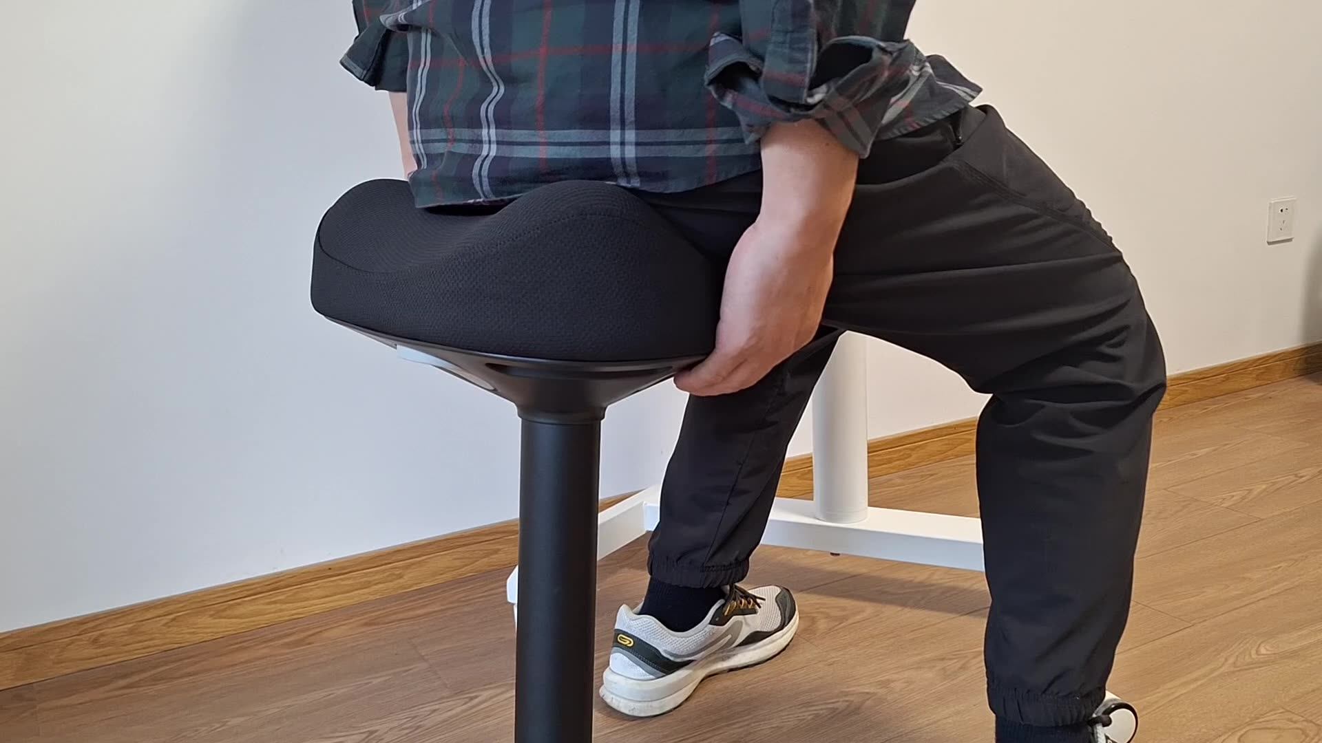 Home Office Ergonomic Stool Swivel Standing Desk Balance Chair Height ...