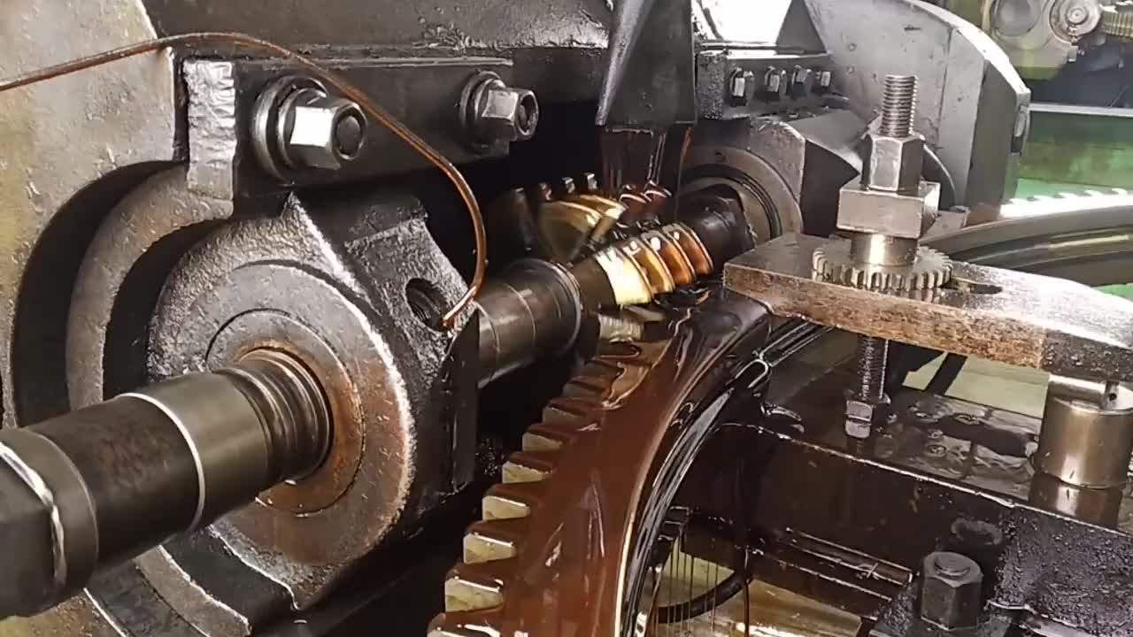 Turret Ring Gear Turning Table Bearing Tadano Crane Bearing Swing Ring ...