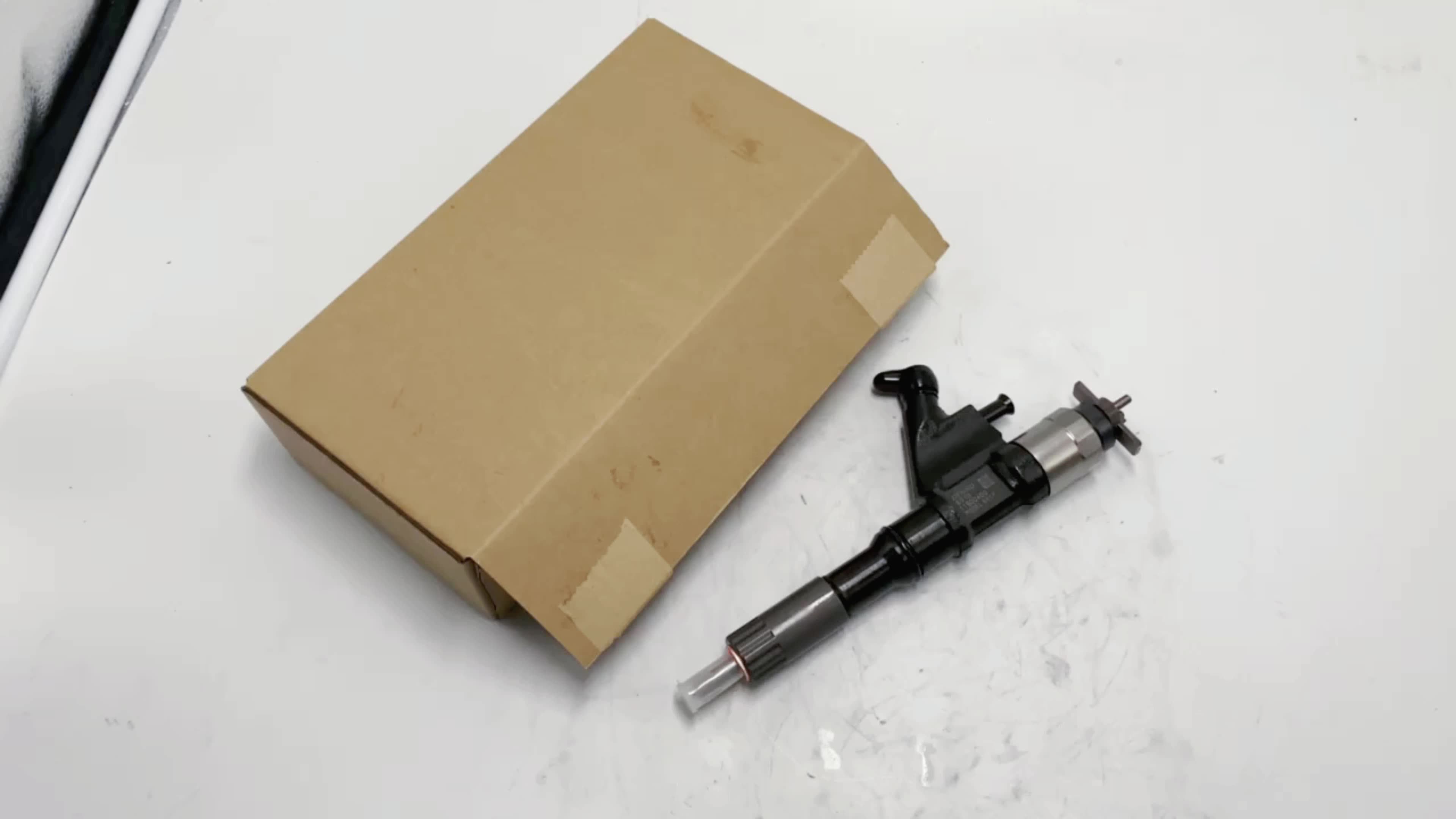 Diesel Fuel Injector 095000