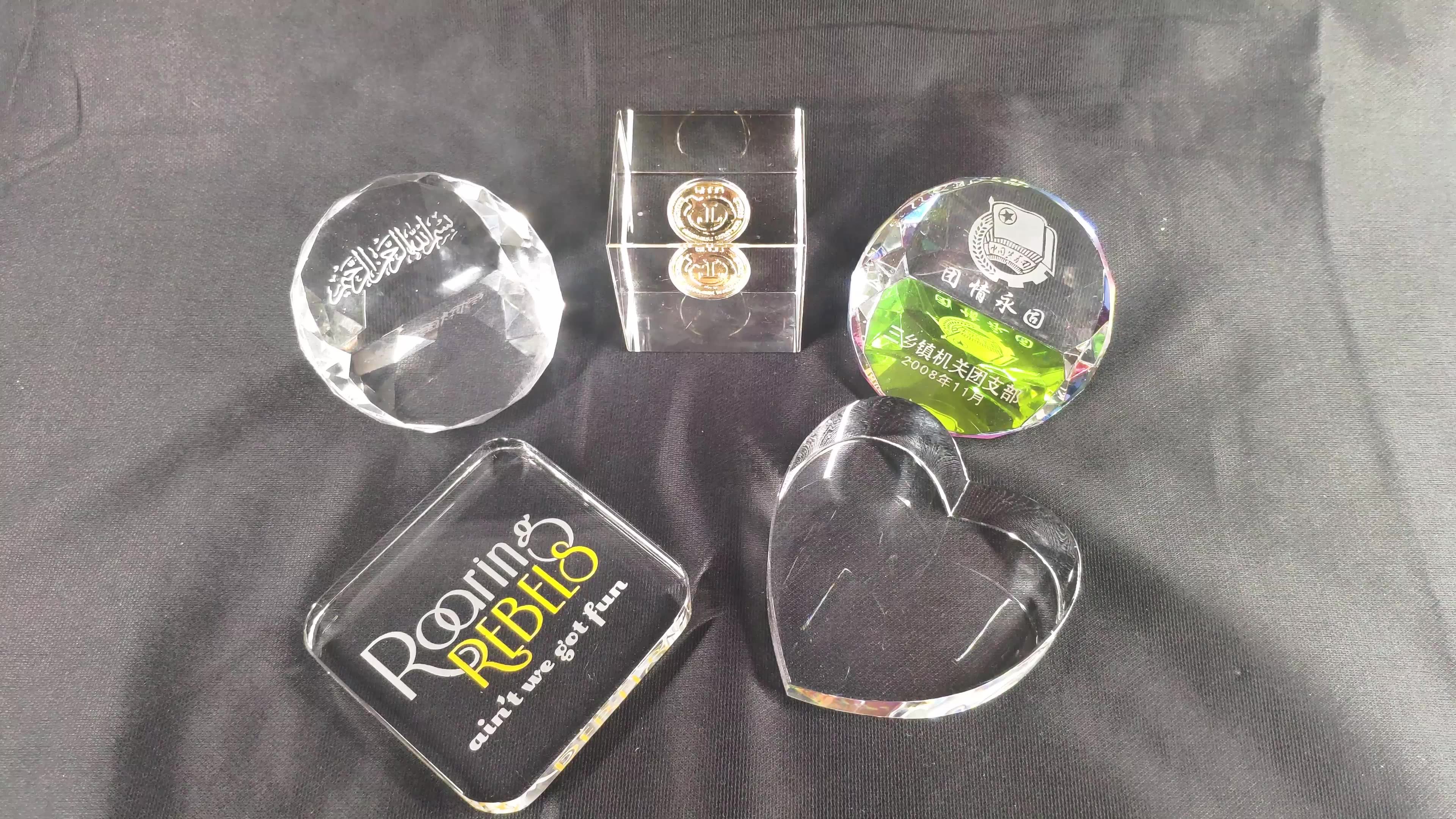 Custom Souvenir Gift Handmade Crystal Paperweight - Buy Paperweight ...