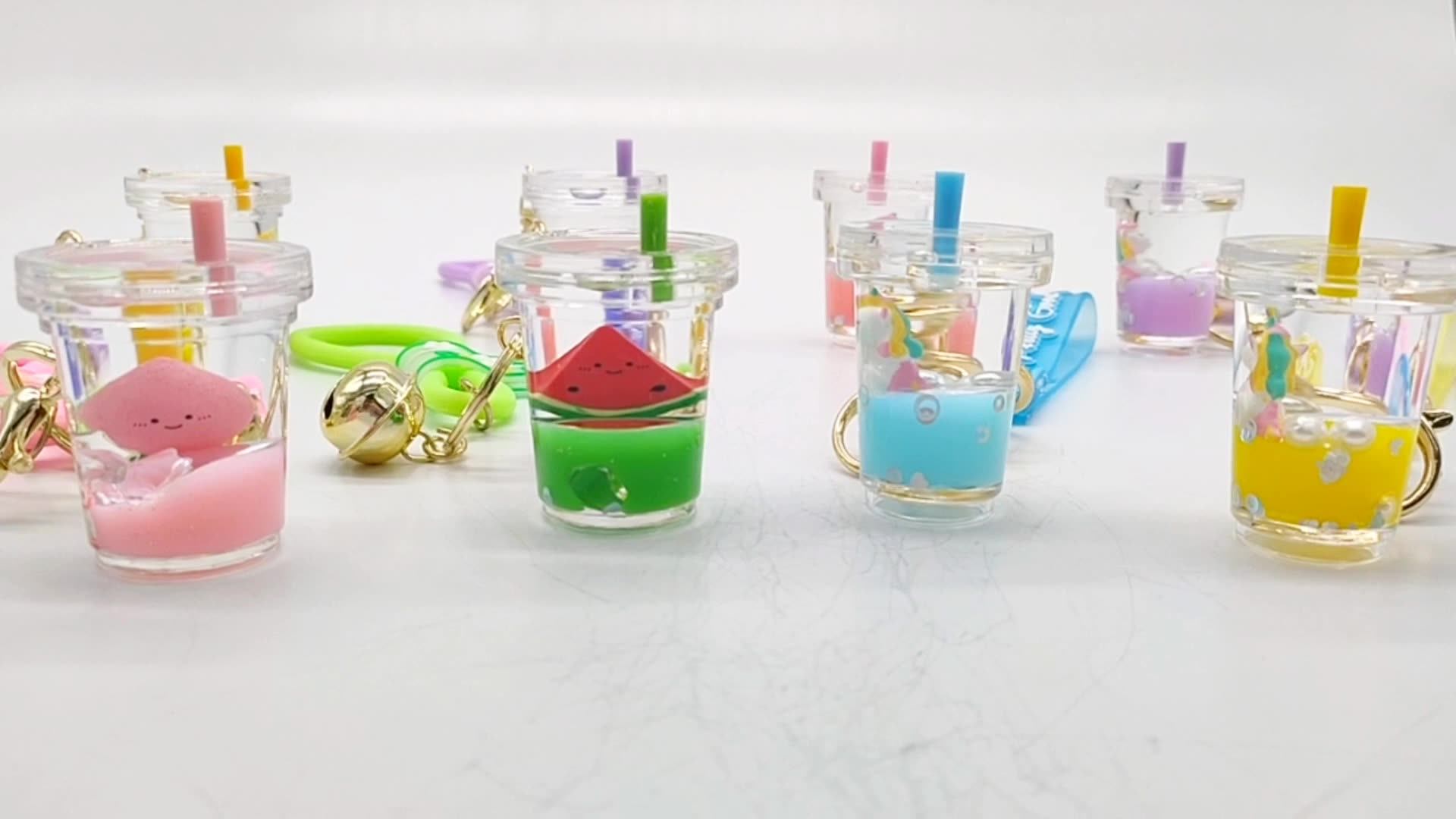 Custom Liquid Quicksand Keychain Astronaut Floating Acrylic Key Glitter ...