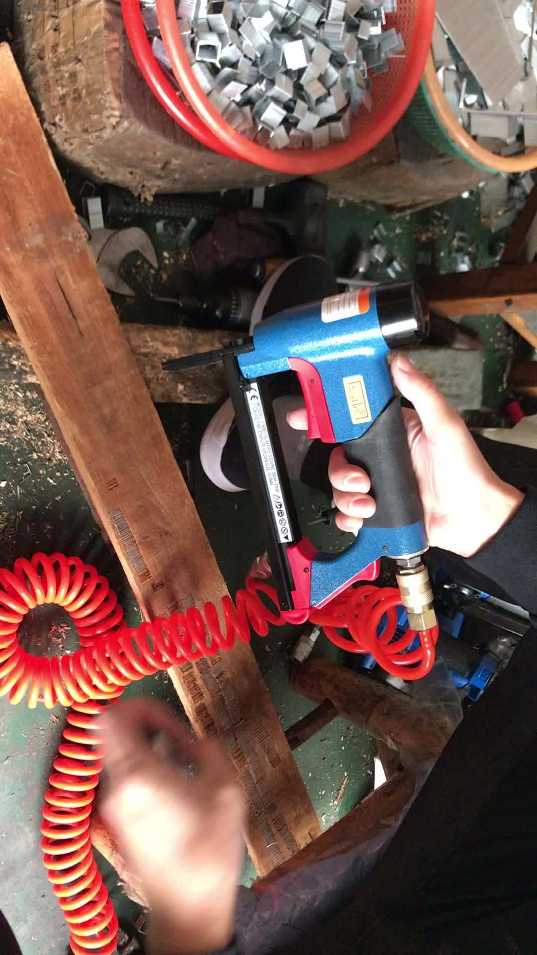 1/2'' Wide Crown Stapler Fs8016ln,Pneumatic Staple Gun For Heavy Duty ...