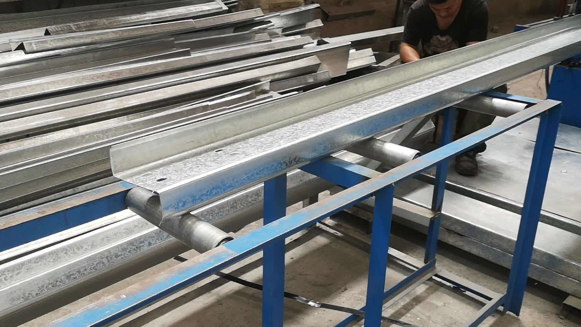 Galvanized Cold Bending Structural Steel Channel Z Purlins Dimensions ...