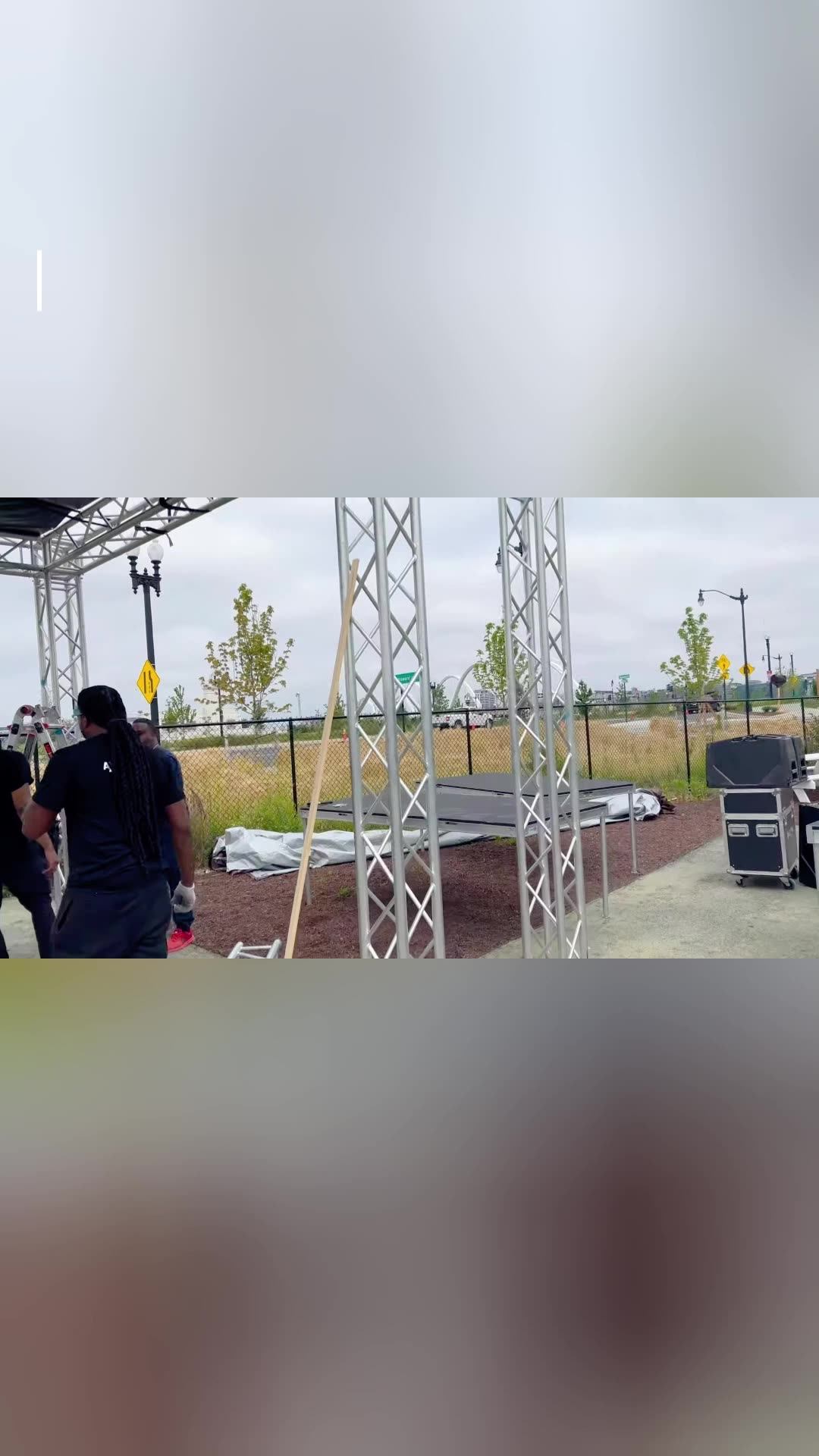 Outdoor Event Concert Mini Rotating Lighting Circle Truss Moving Head ...