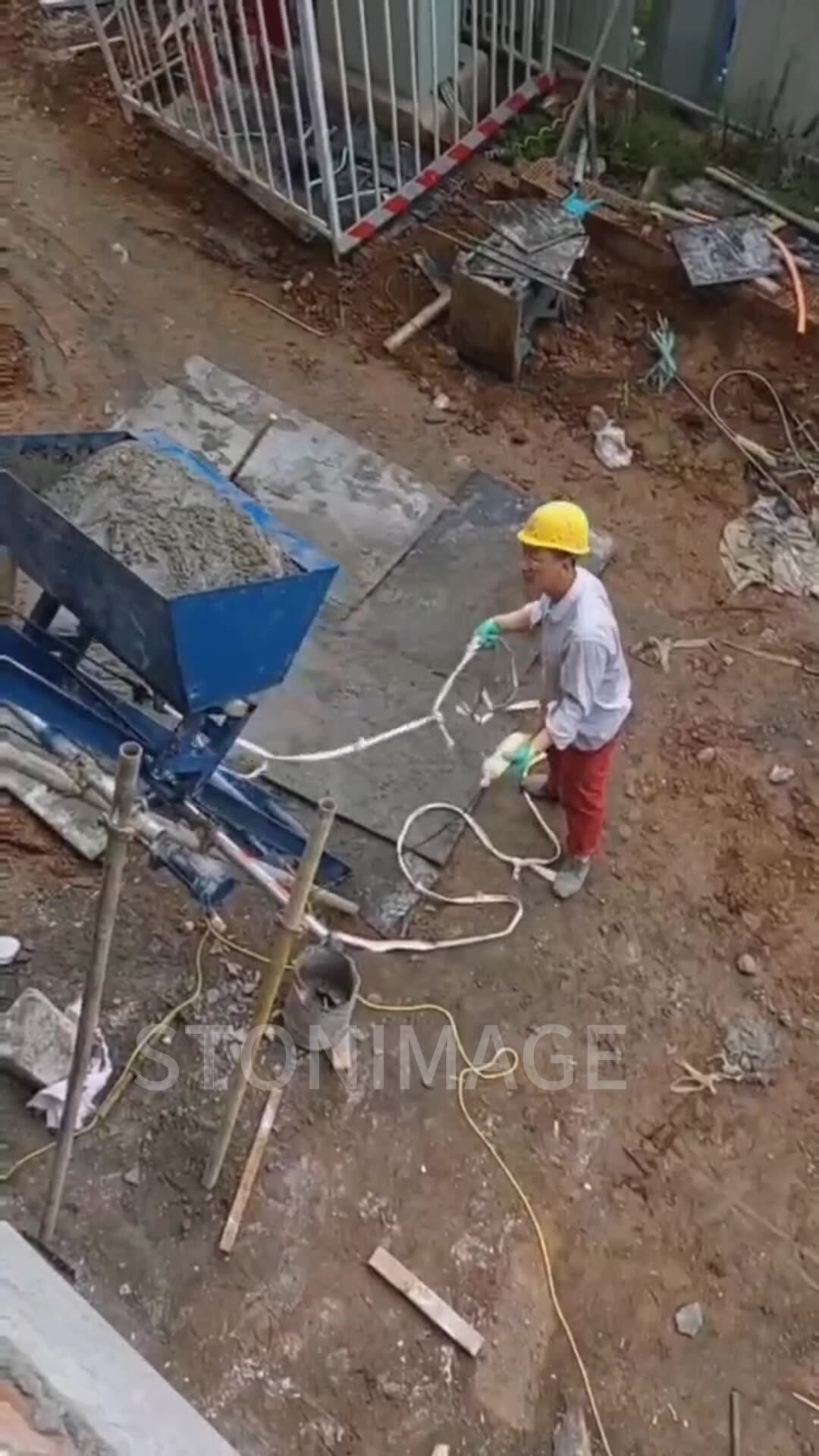 Custom Safe Electric Cargo Ladder Lifter 150-300kg For Doors And ...