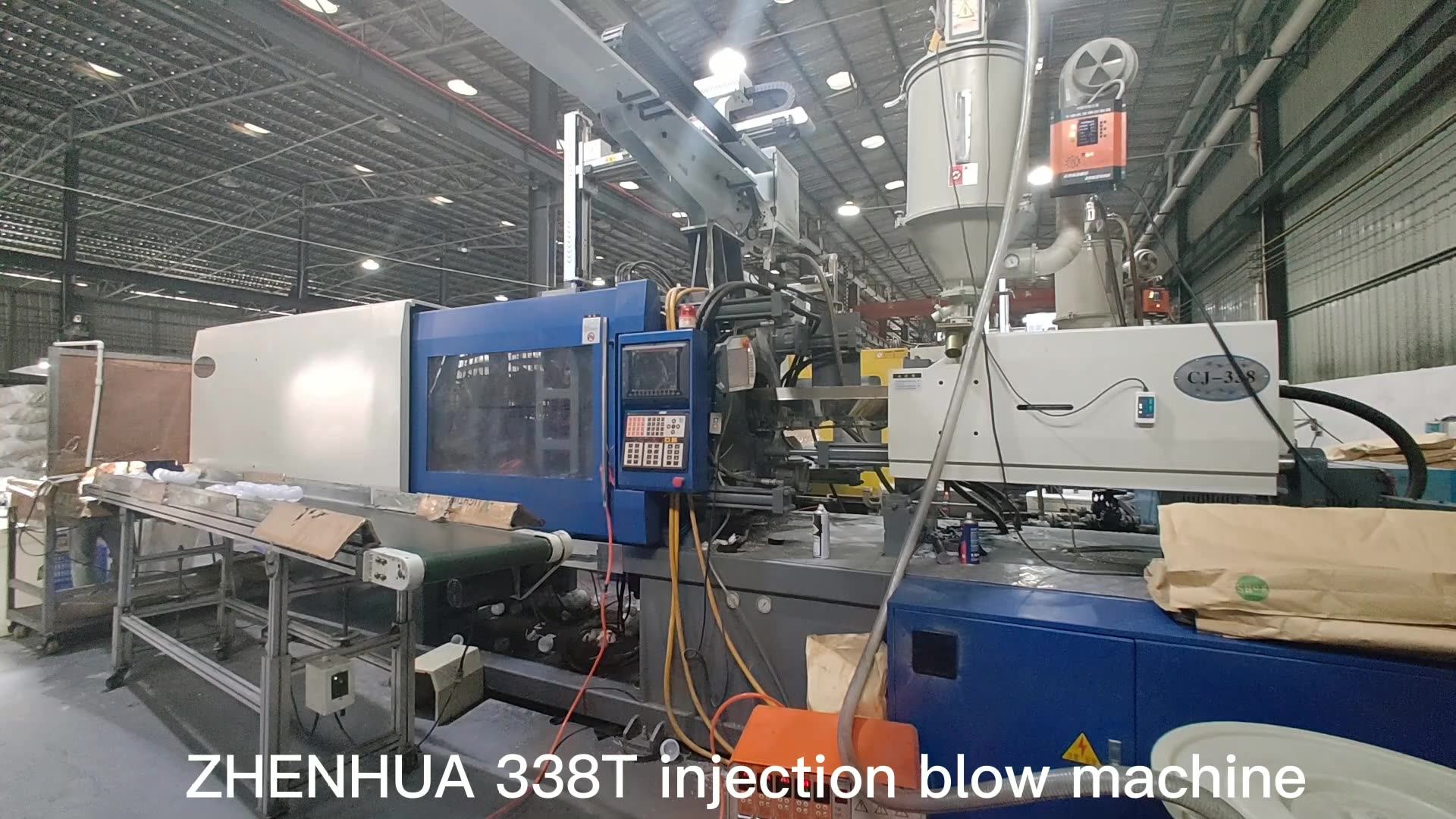 Zhenhua Top-ranked Servo Energy Saving Injection Blow Molding Moulding ...