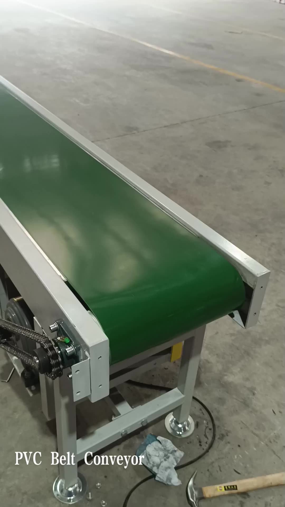 Liangzo Easy To Clean Assembly Line Conveyor Small Incline Injection ...