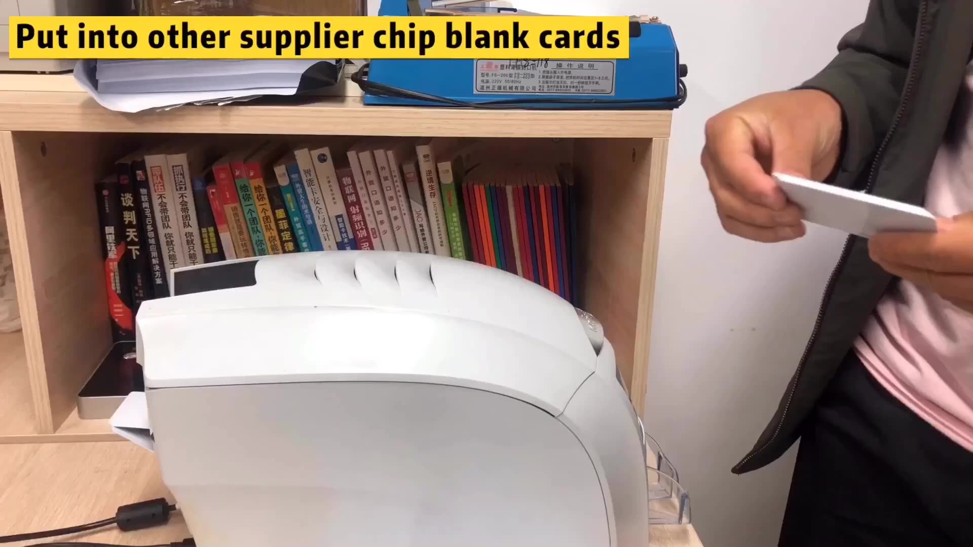 Cmrfid Rfid Blank Pvc 125khz Rfid Em4300 Tk4100 Id Card With Smart Chip ...