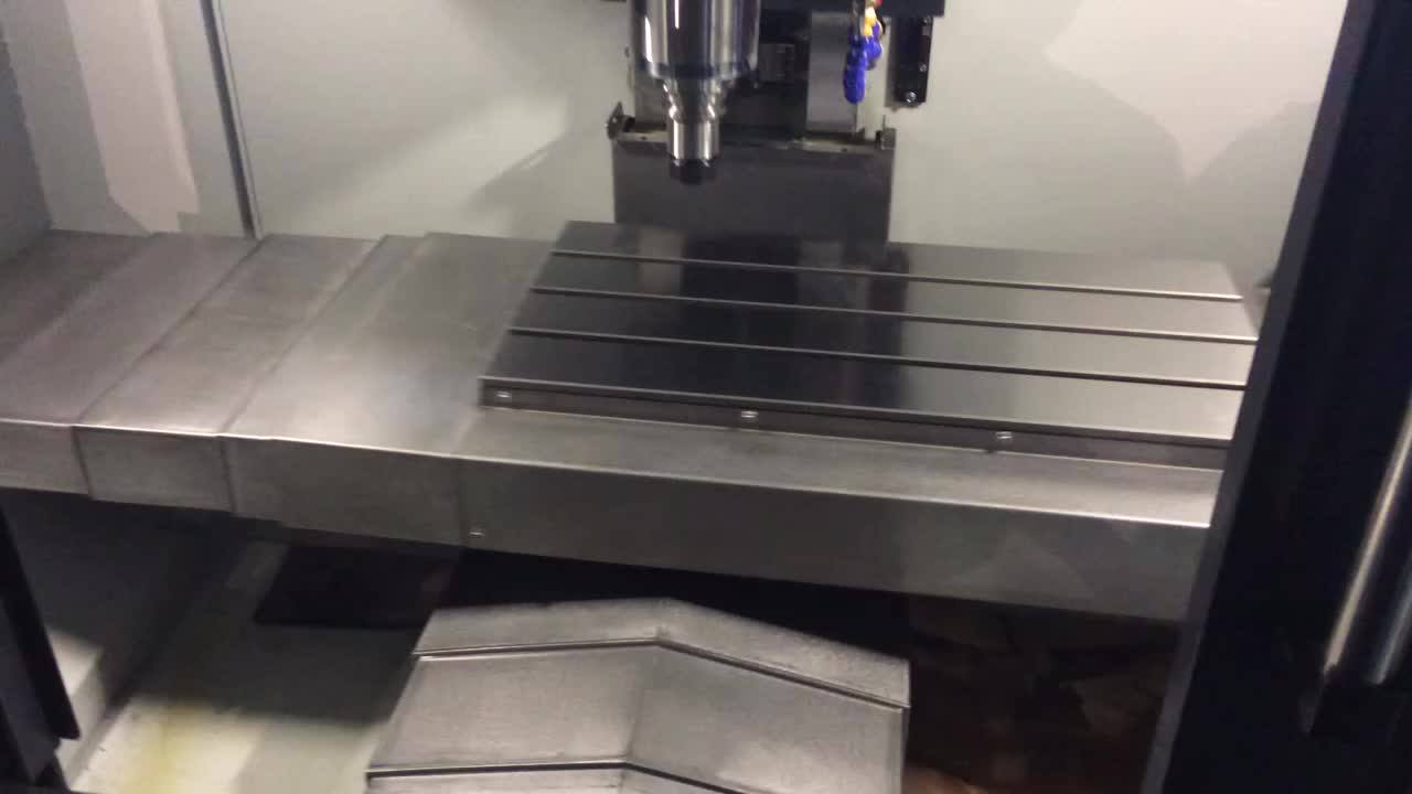 Small Vertical Milling Machine China Hobby 4 Axis Cnc Milling Machine ...