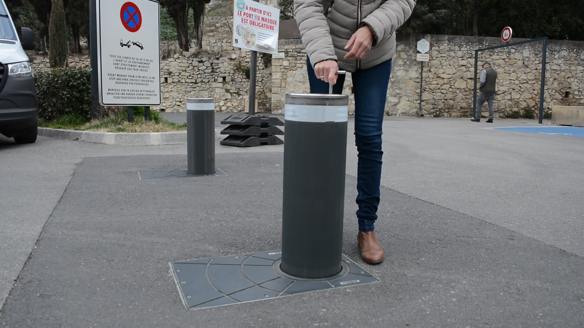 Mechanical Manual Retractable Bollard Market Squares,Restricted Access ...