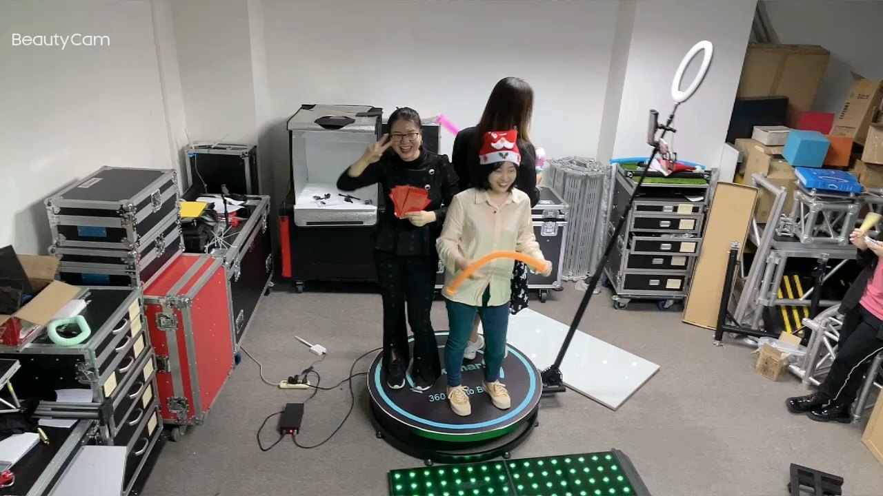 Revospin Rotating Photo Booth Spinning 360 Photo Booth 115 Cm 100 Cm ...