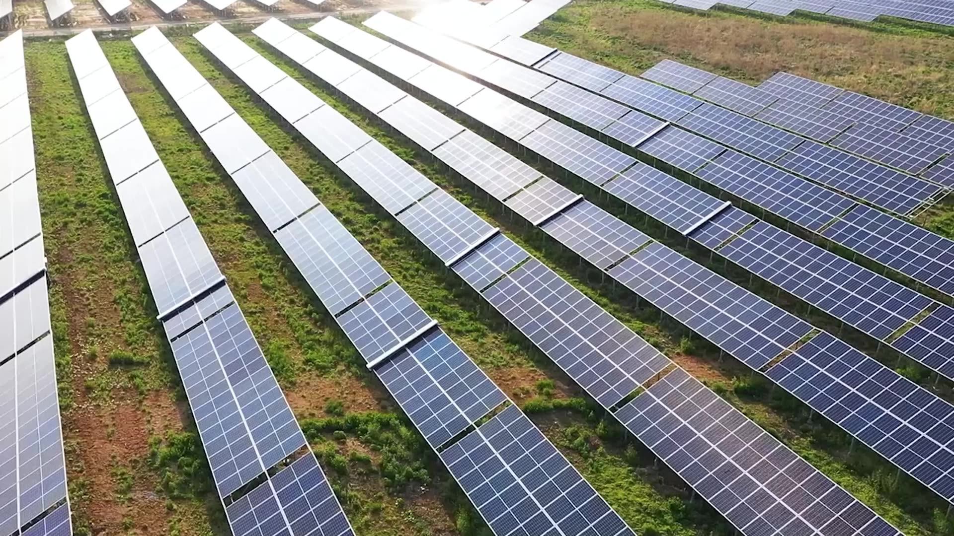 Semi-automatic Pv Cleaning Robot Intelligent Pv Cleaning Machine To ...