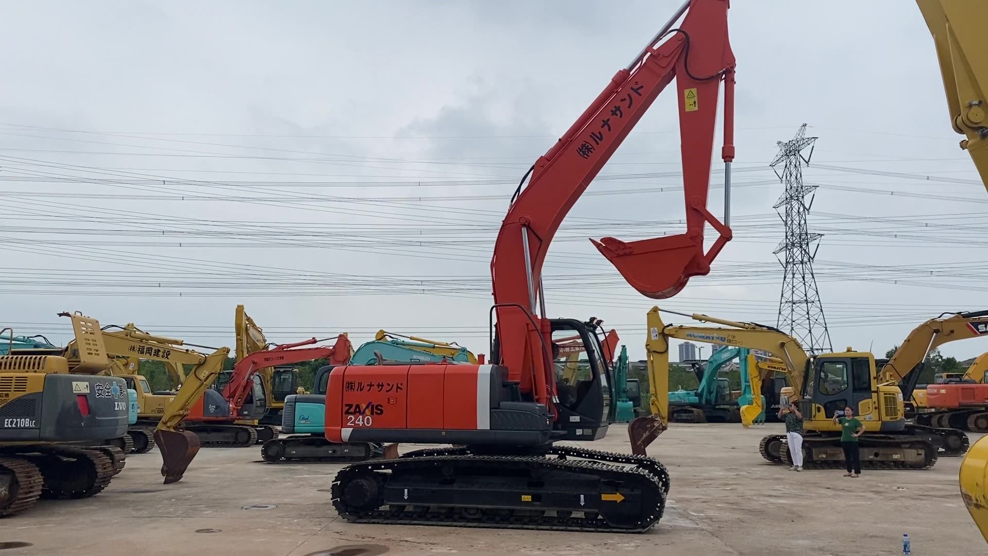 21ton Used Hitachi Zx210 Crawler Excavator Zaxis 210 Low Price Zx210g ...