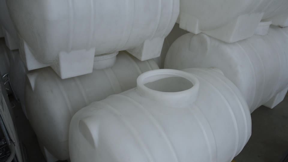 White Ibc 1000 Liter Plastic Water Tank 1000l Container - Buy Plastic ...