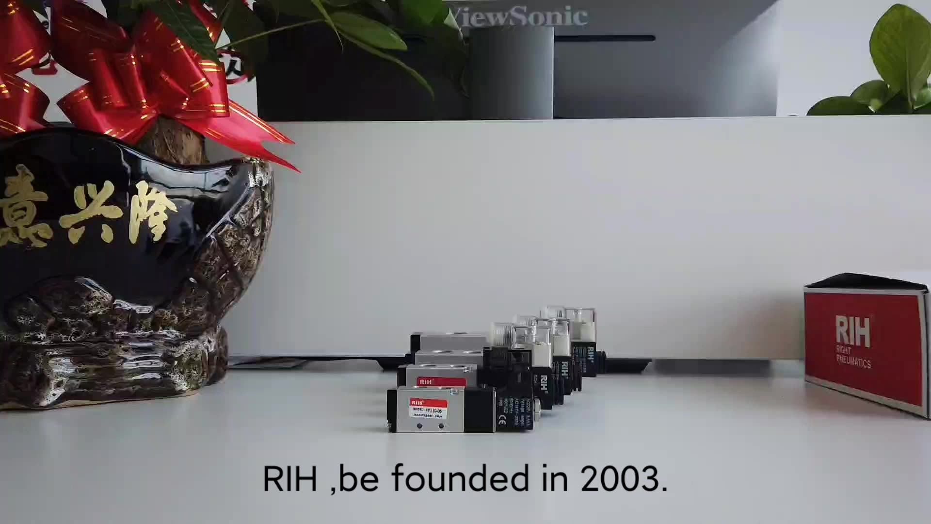 Airtac Model Pneumatic Valve Control Valve 4v210-08 - Buy 4v210 2/5 Way ...