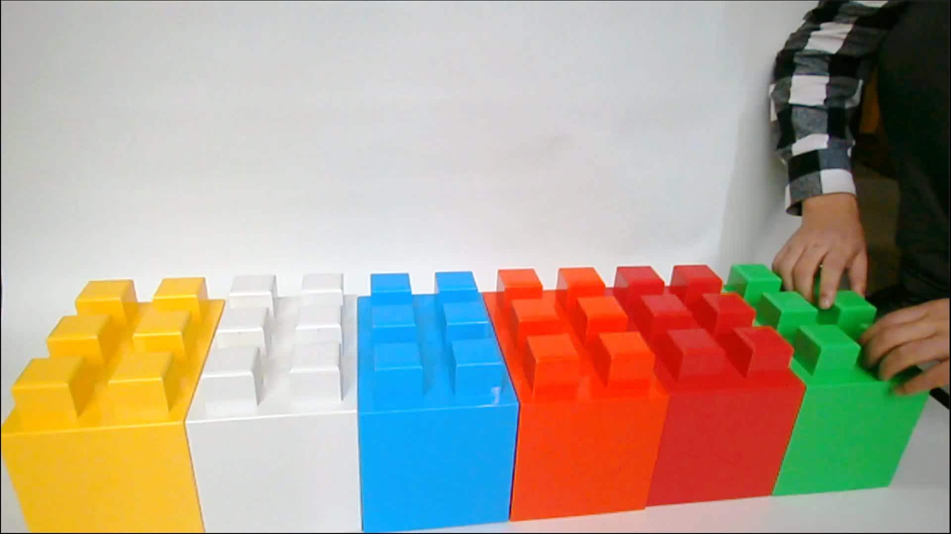 Light Weight Decorative Plastic Wall Building Interlock Brick Blocks ...