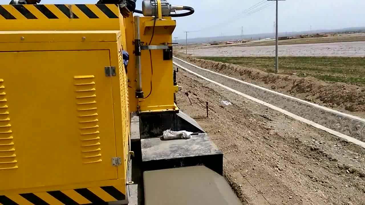 Road Curb Kerb Machine Concrete Paver Extruder Gutter Machine For Sale ...