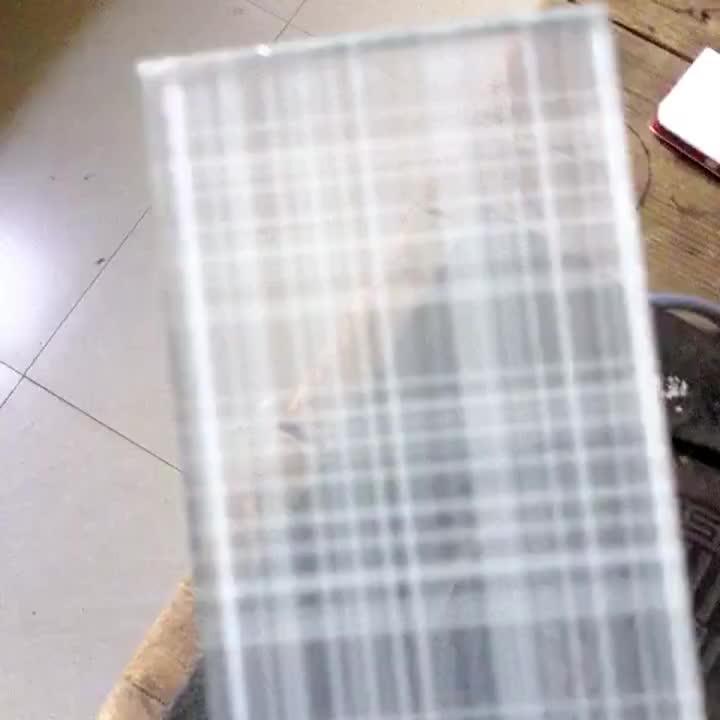 Safety Fireproof Wire Mesh Laminated Glass - Buy Fireproof Safety Wired ...
