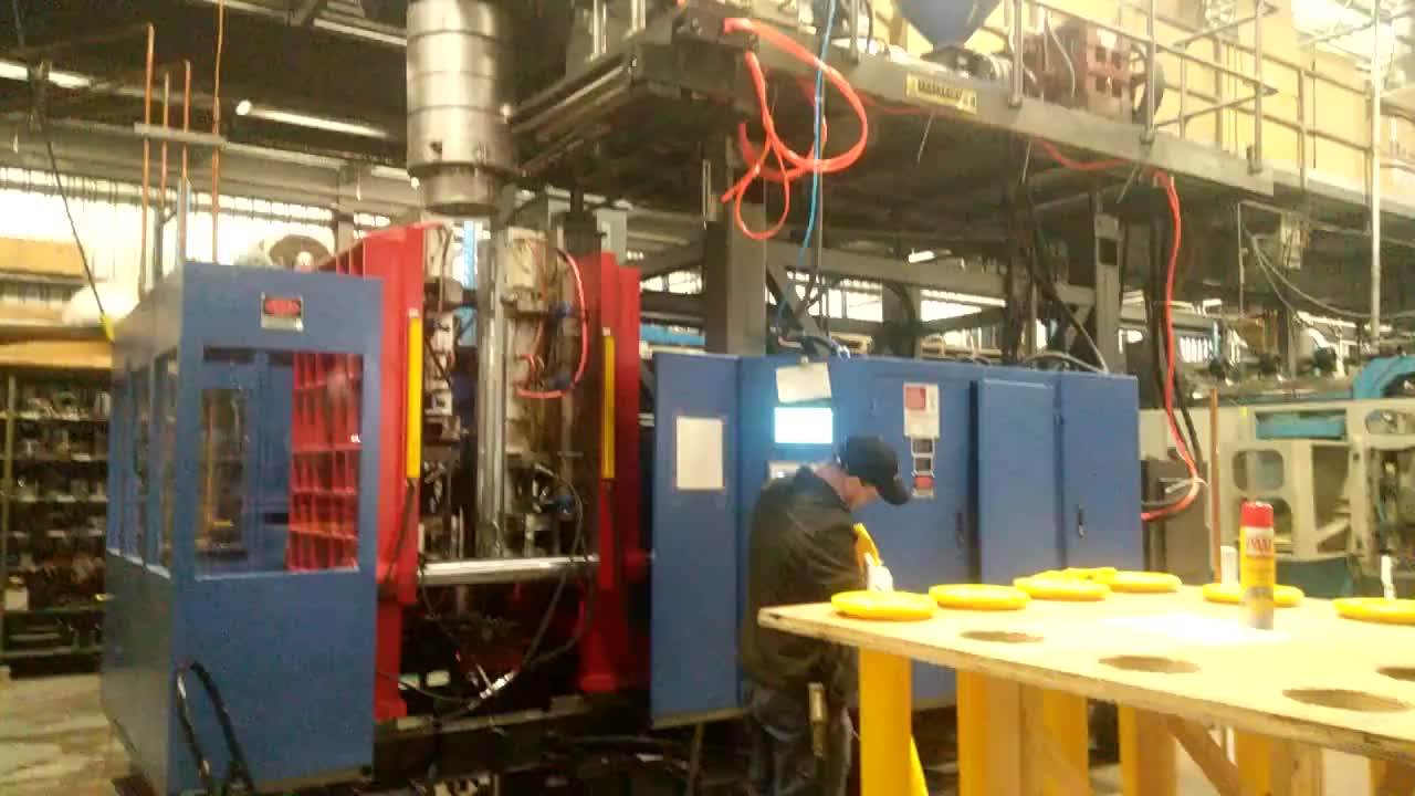 Plastic Traffic Cone Delineator Road Safty Barrier Extrusion Blow ...