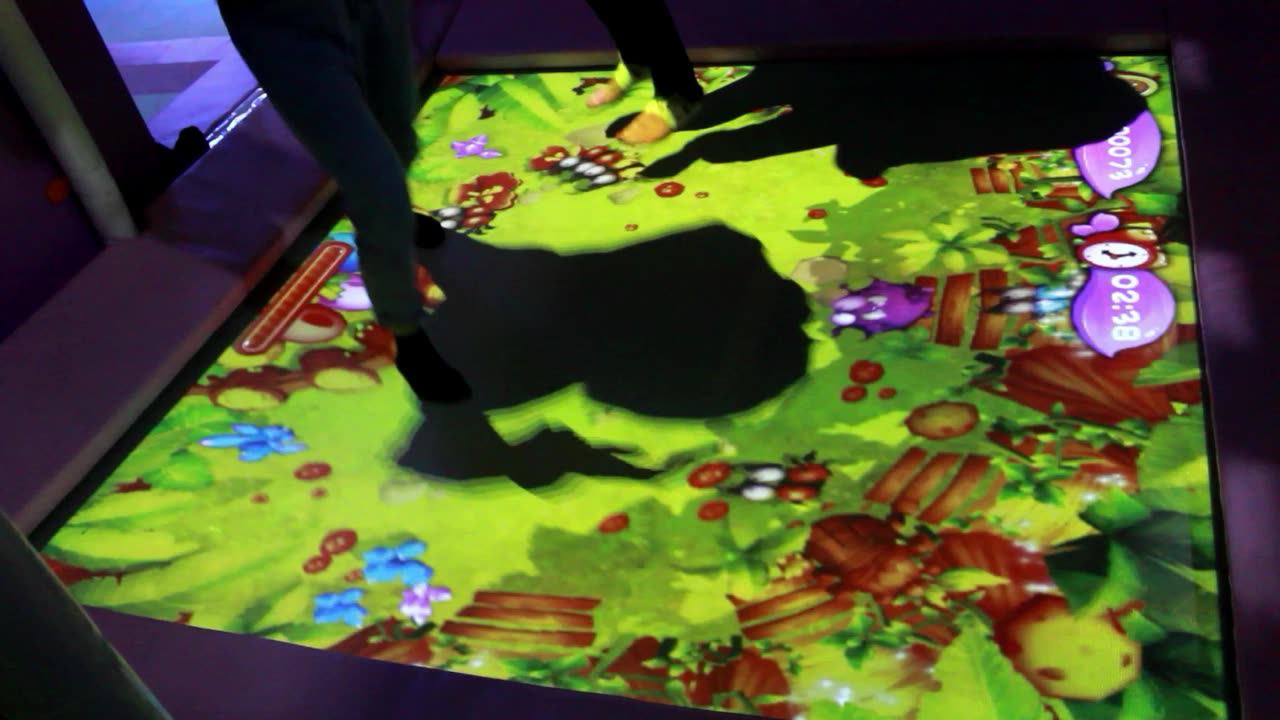 Virtual Interactive Trampoline Projector High Resolution Indoor ...